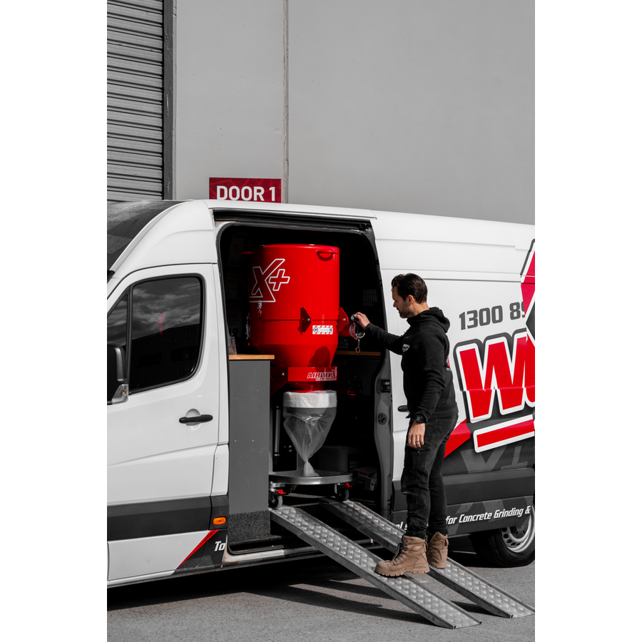 Airworx 55T H Class Vacuum with Radio Control | WORX+